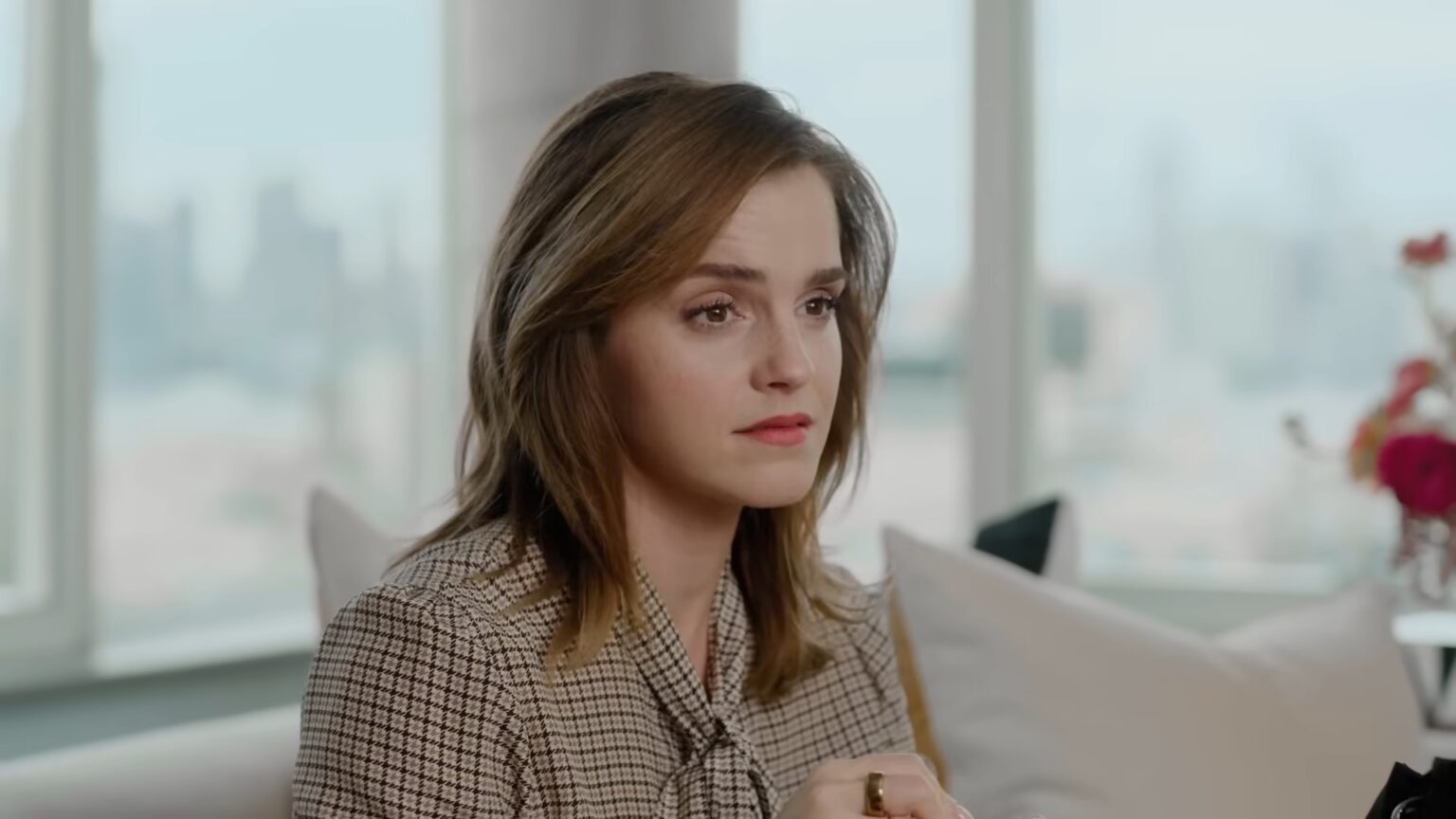 7 Celebs With Insanely High IQ’s… Can You Guess Who?